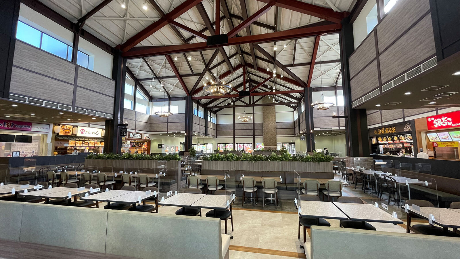 【Toki Premium Outlet】A large outlet mall where you can enjoy dining and ...