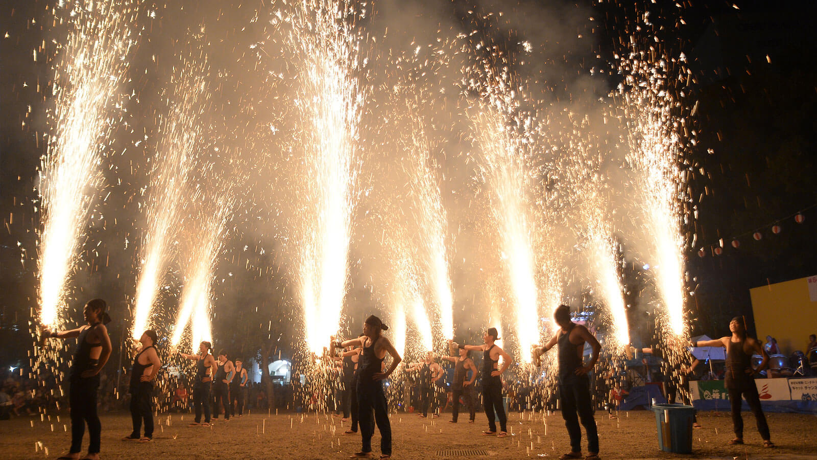 【Osu Shopping Street】 The most energetic shopping district in Japan ...